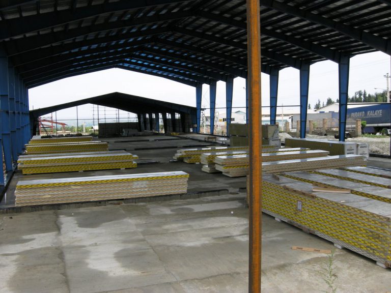 Cold Store Panels Installation (9) - JolfaSanat Co. - Penguin Engineering